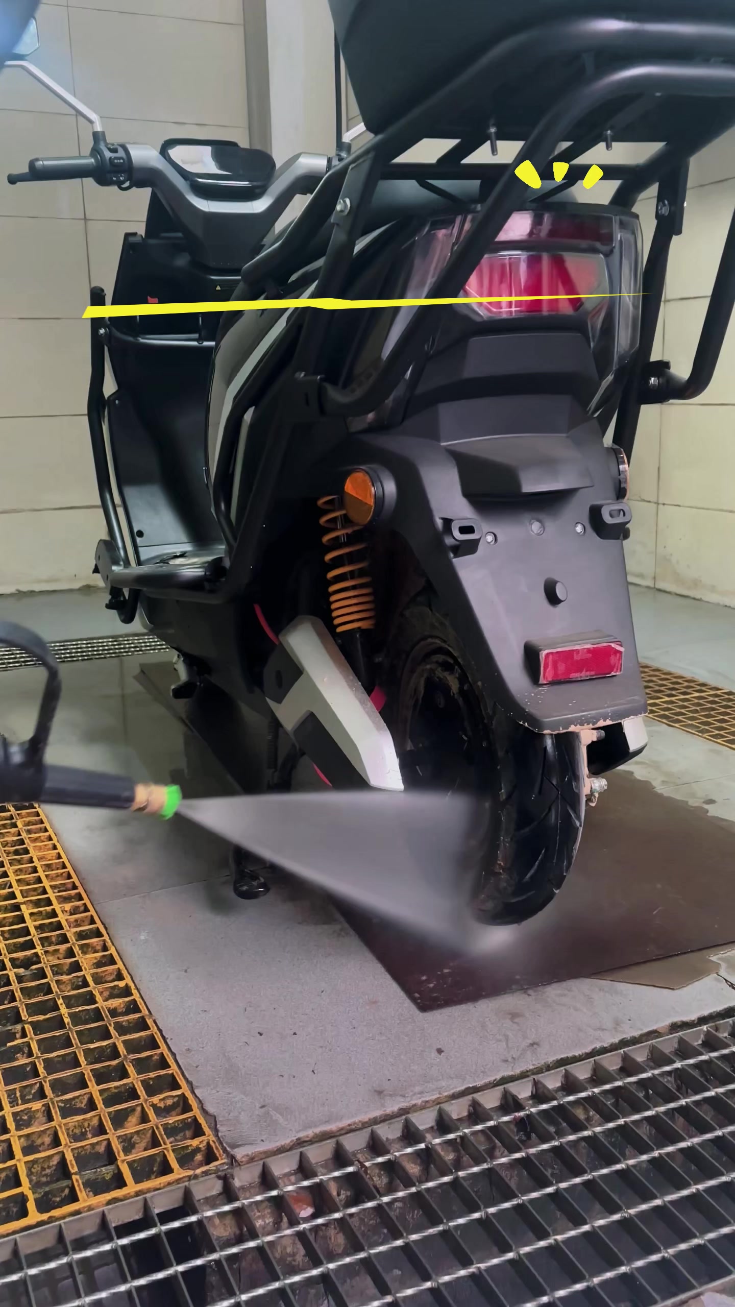 有电动车的家人们注意啦,一定要养成三个月保养一次电动车的好习惯,...