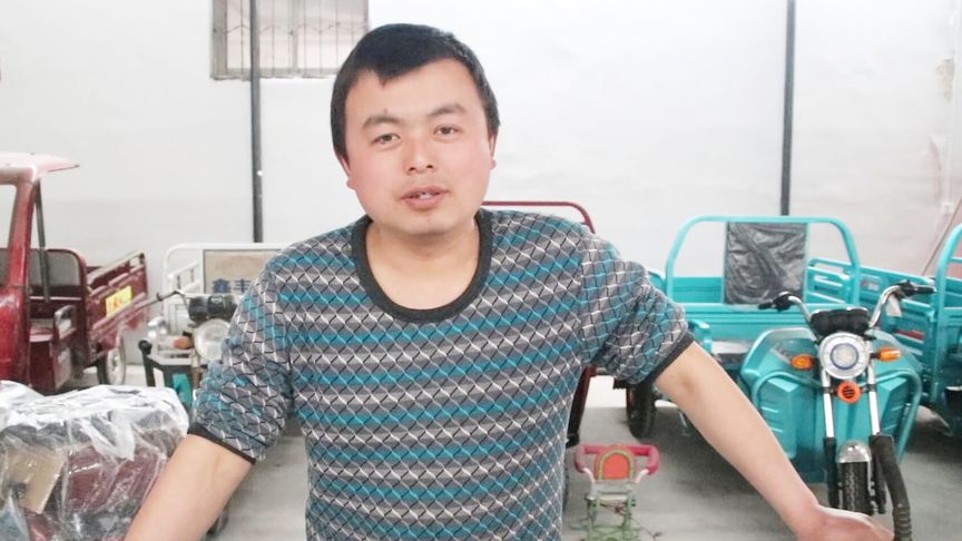 电动车安装上定位系统后,用手机就能停车,再也不怕被偷了