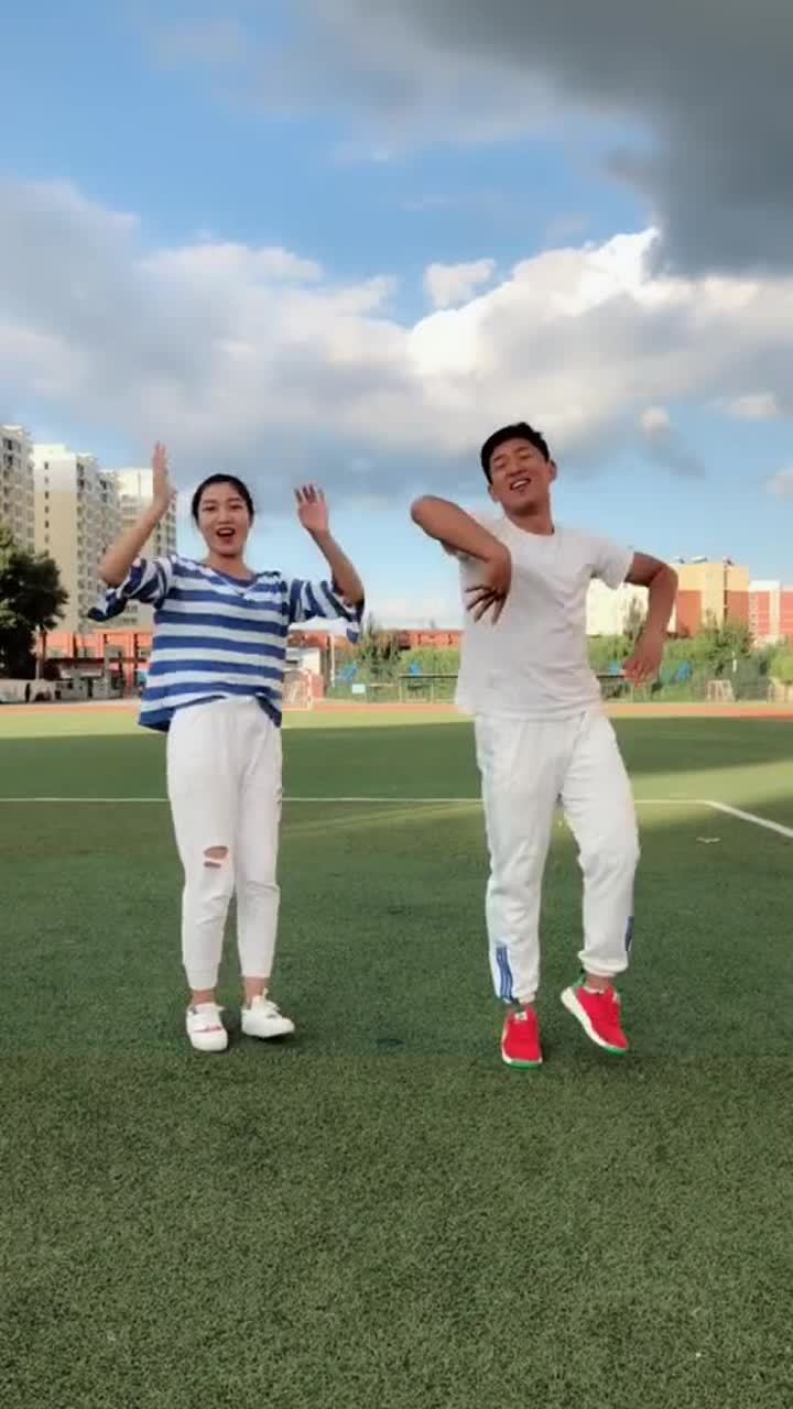 幼儿律动舞蹈《海草舞》送给大家
