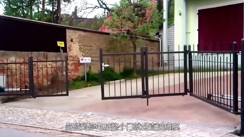 国外发明不用电的自动门,汽车驶过去就能自动打开,原理是什么