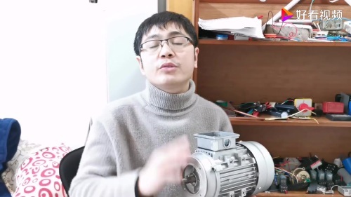 老电工一瞥电器功率,瞬间掌握工作电流的秘密竟然如此简单