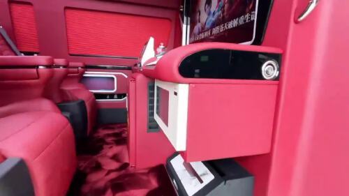 丰田海狮豪华七座商务车,移动总裁办公室,尊贵出行新选择