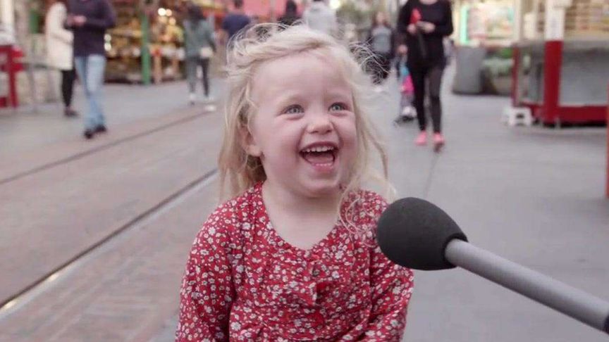 美国民众模仿特朗普,全程高能太搞笑,让你模仿没让你超越