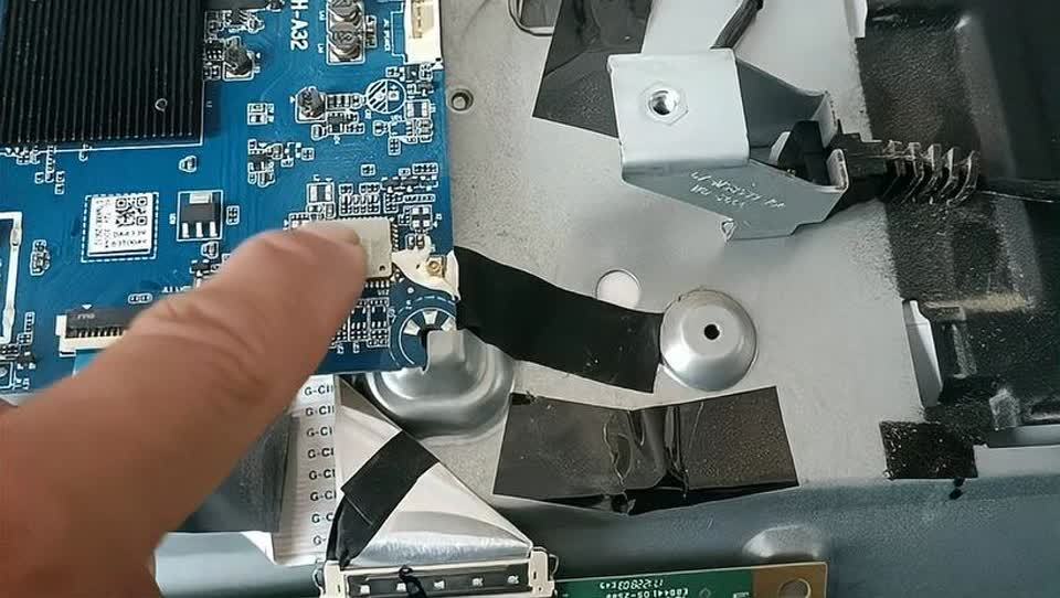 液晶电视无线网连接信号弱,原来是这里问题看看吧!