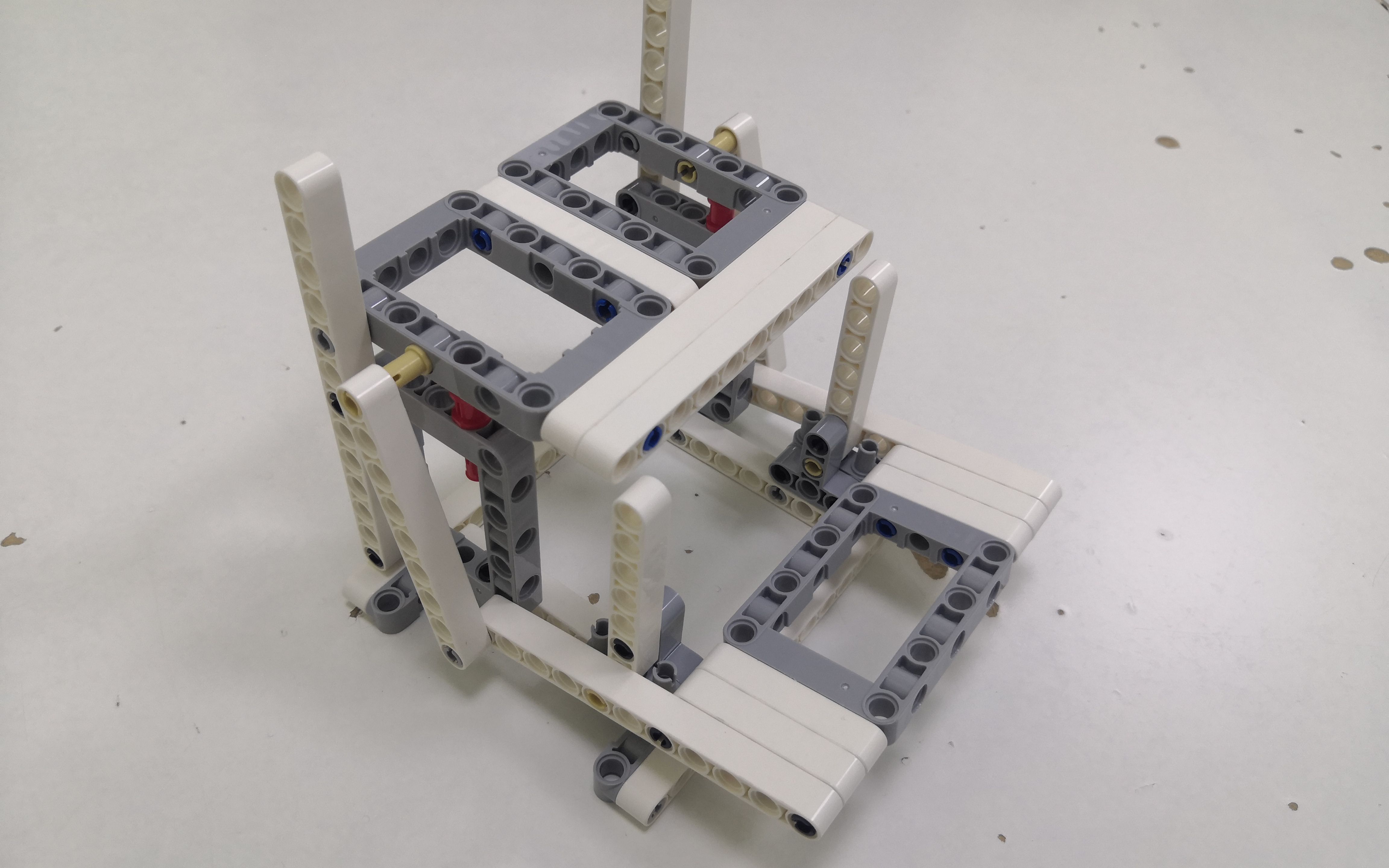 考级搭建模型《翻盖垃圾桶》