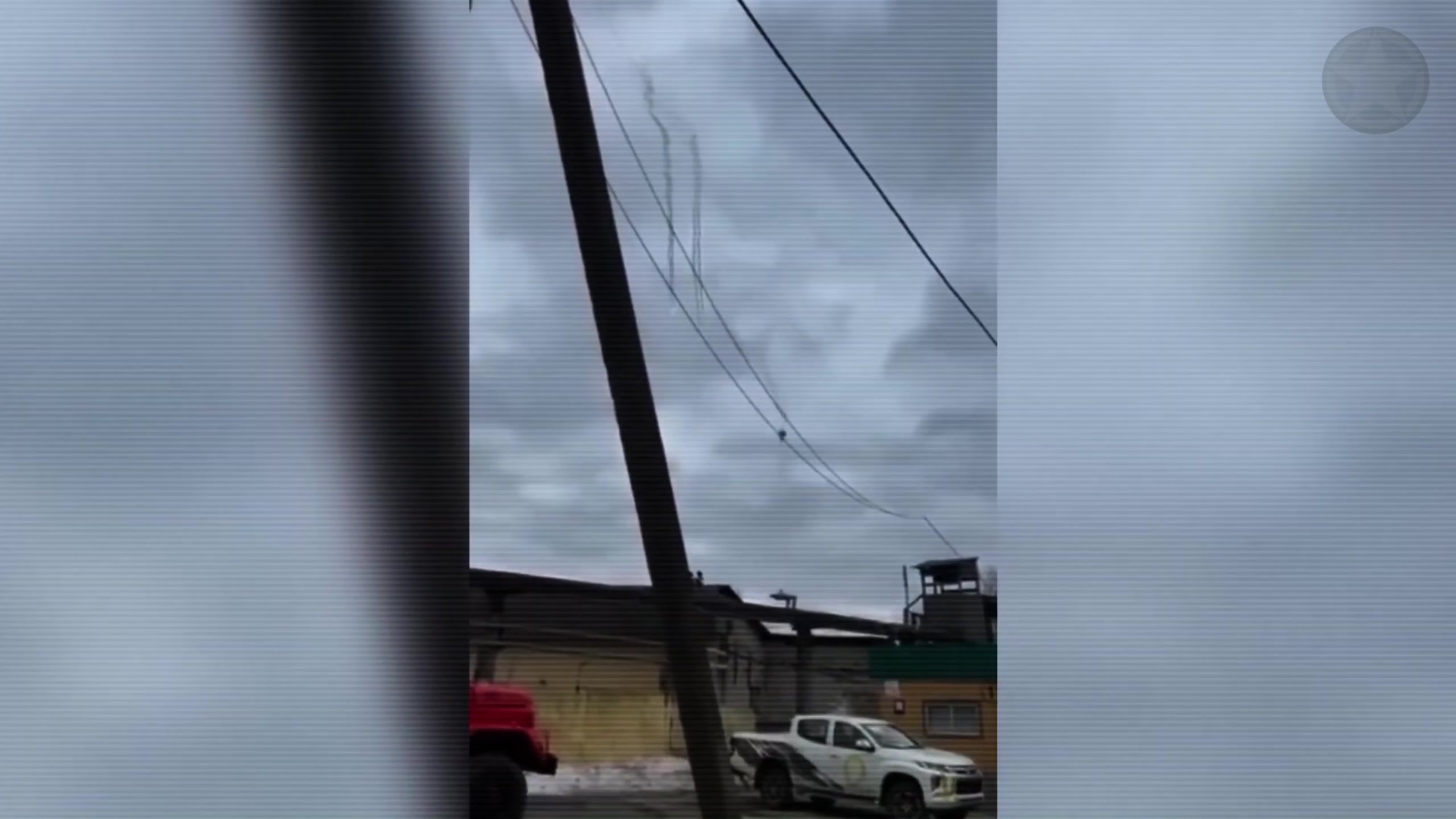 ...苏-34粘民用GPS凑数2022年2月24日,俄罗斯全面发动军事行动,其...