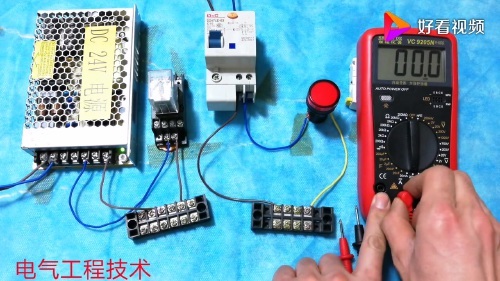 电压和电流的测量,一个串联,一个并联,电工新手常在这里栽跟头