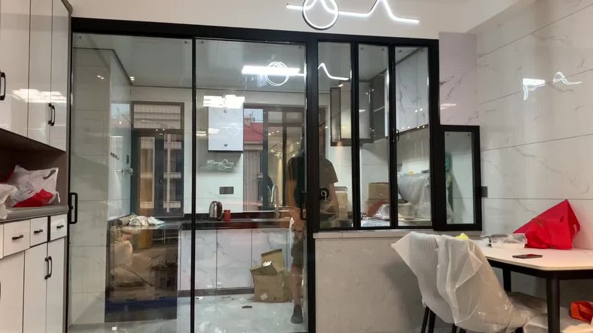 #极窄门 #折叠门 开放式厨房隔断无地轨更顺畅卫生清洁更方便