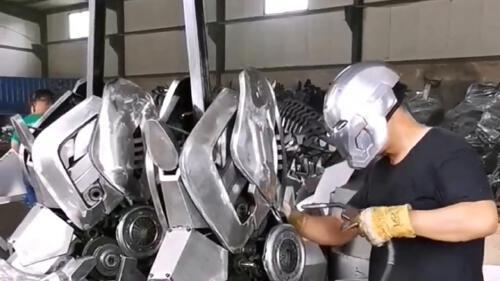 网友;这安全帽看着不错呀!