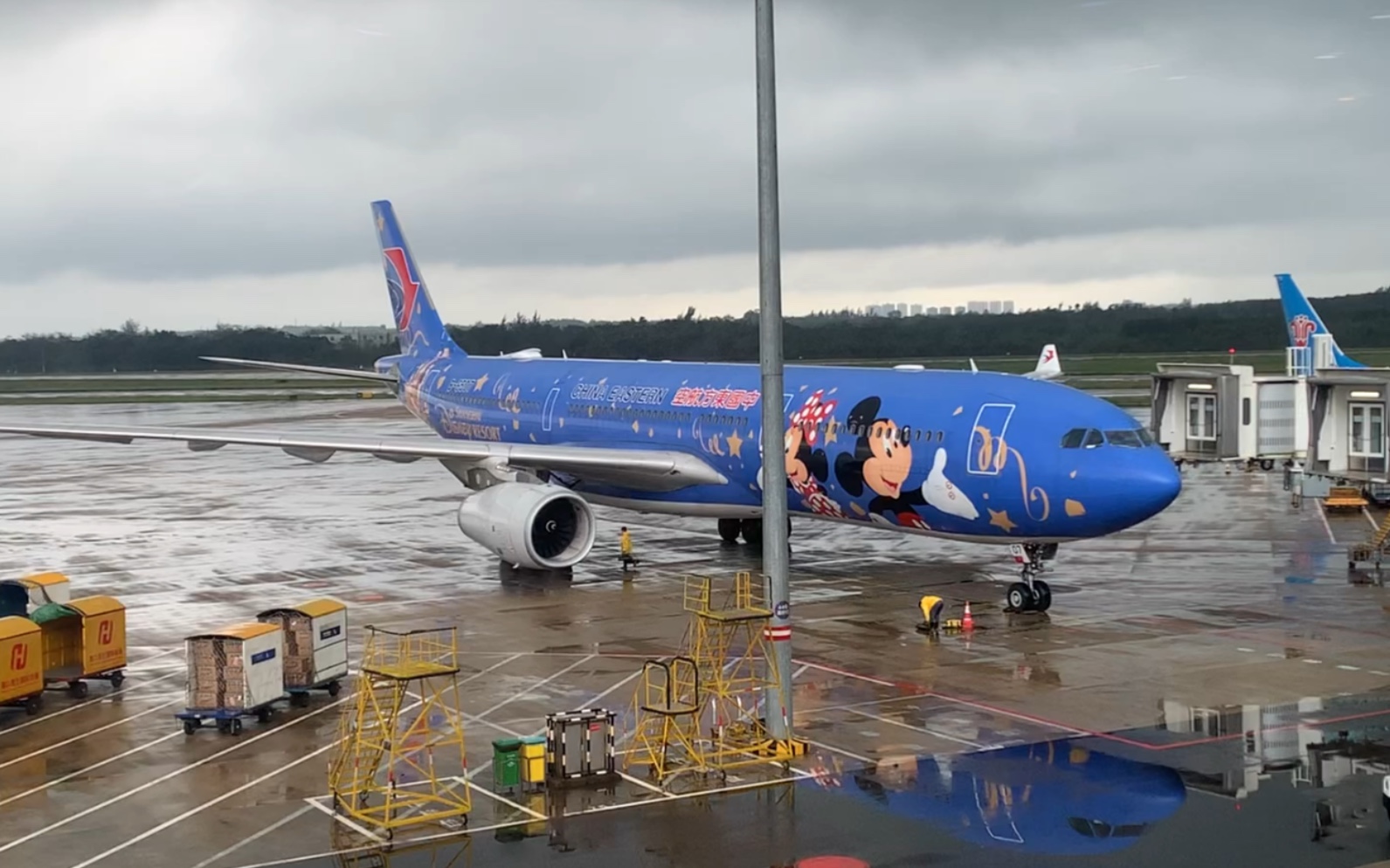 FM9252 Airbus A330-343 海口(HAK)-上海(SHA)飞行纪录。