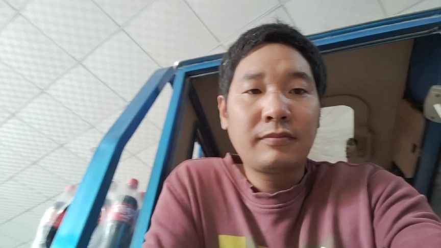 微信里朋友发红包或转账,你却收不到,可能会产生误会请大家警惕