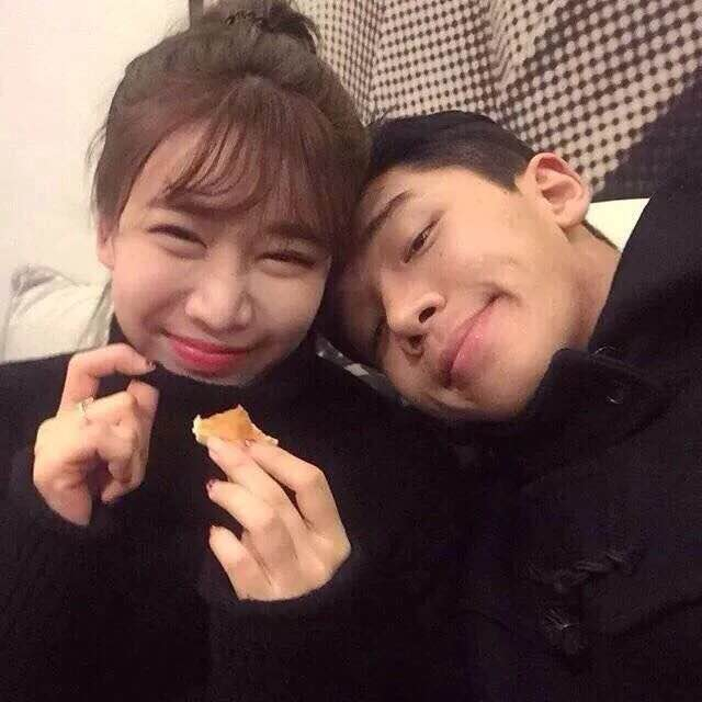 果断的西装 