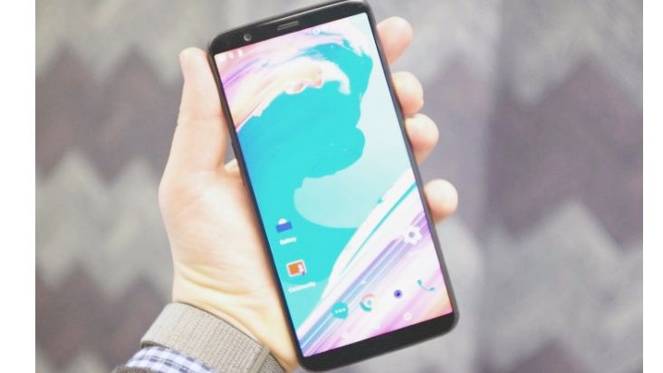 用手机淘宝淘出的宝贝,该如何快速的分享给好友呢?