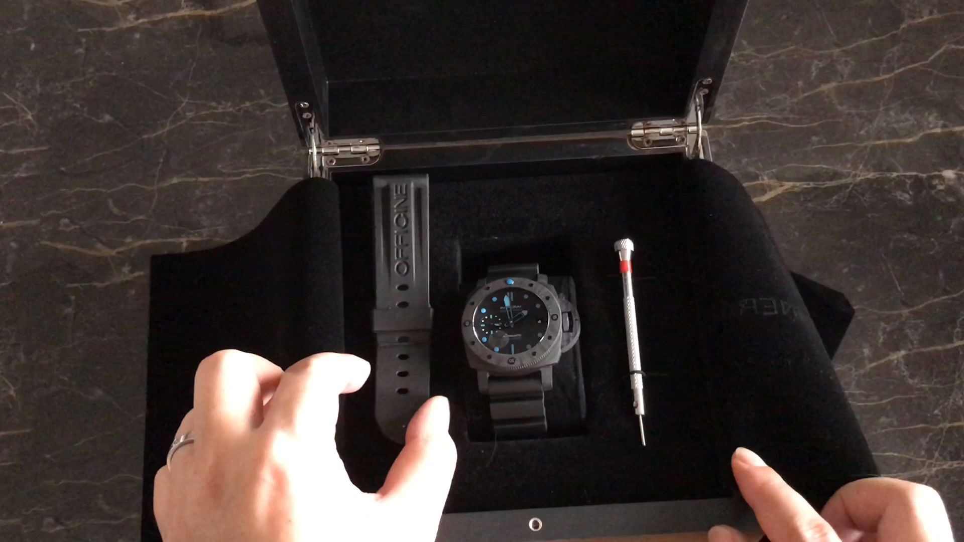 霍建华同款沛纳海,开箱实拍,碳纤维霸气表盘,高性价比值得入手