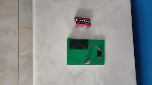 科学小实验点亮小灯泡