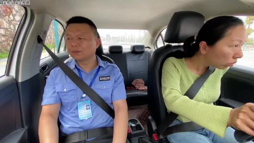 徐珊珊你就不能换一种交通工具吗?考驾照搞笑学车搞笑视频