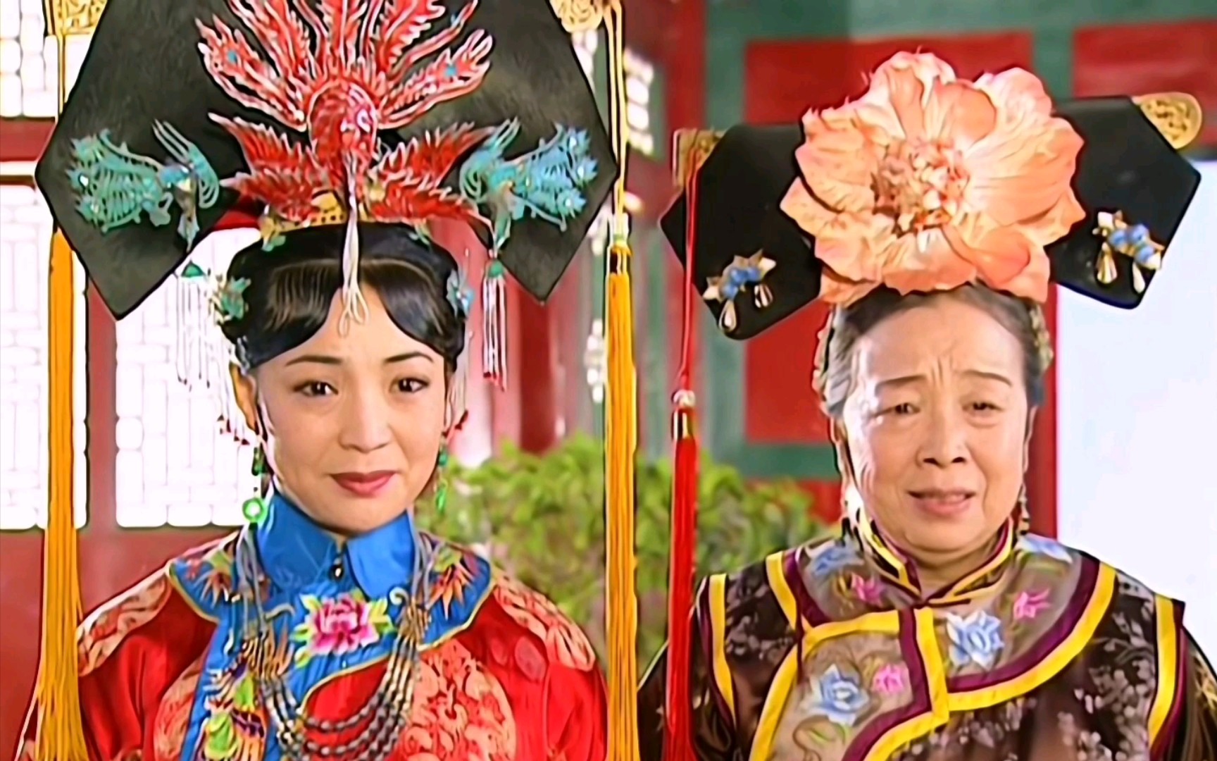 还珠格格——皇后和容嬷嬷亲自给两个格格缝制嫁衣(皇后不急言令色...