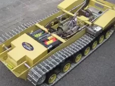 德国牛人自制涡轮轴动力M1A1坦克遥控模型