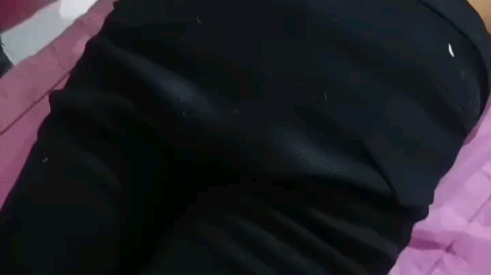 长期搓肾俞的好处有改善肾脏功能、缓解腰痛、治疗妇科疾病、治疗...
