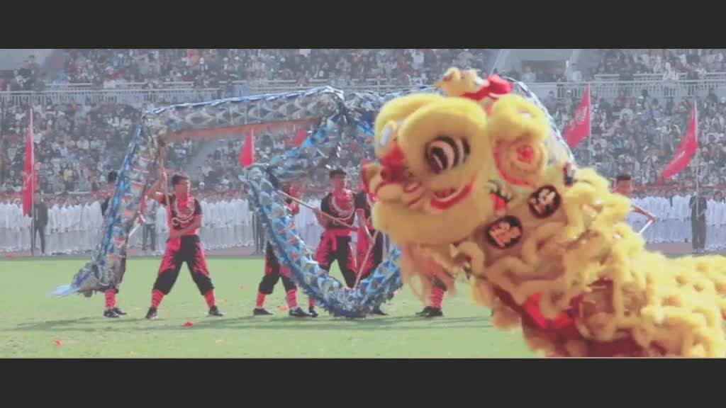 #2019年春季运动会 今天上午临沂大学2019年春季运动会开幕式,来自...