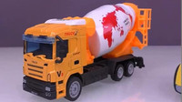 儿童工程车动画 各种水泥搅拌车的工作视频表演