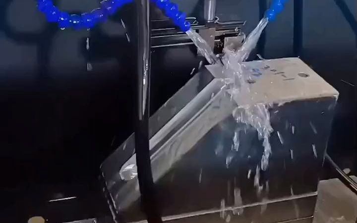 石墨电极加工模具,是你中意的吗?,模具加工,石墨电极