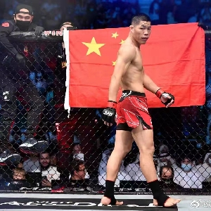 吸血魔李景亮UFC 