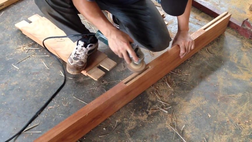 木工做了个木门,固定都不需要使用钉子