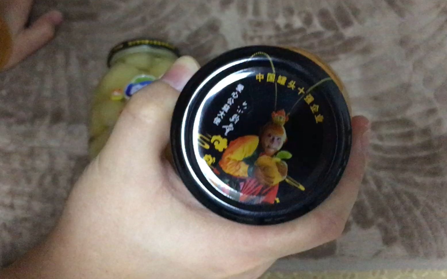 吃六小龄童老师代言的罐头,属实有牌面!直接开花…﹝酋长漫步﹞