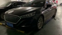 厉害了我的中国车: 停车场实拍红旗H5