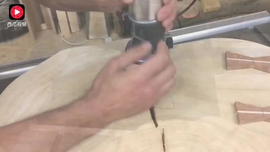 砧板的裂缝怎样修补,老外补的还挺漂亮