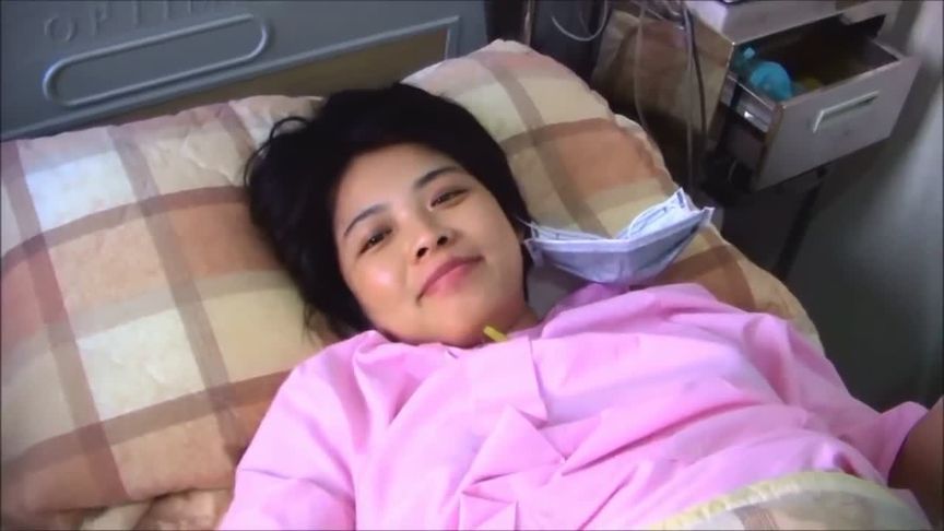 视频记录宝宝出生全过程,妈妈真的很辛苦很伟大!