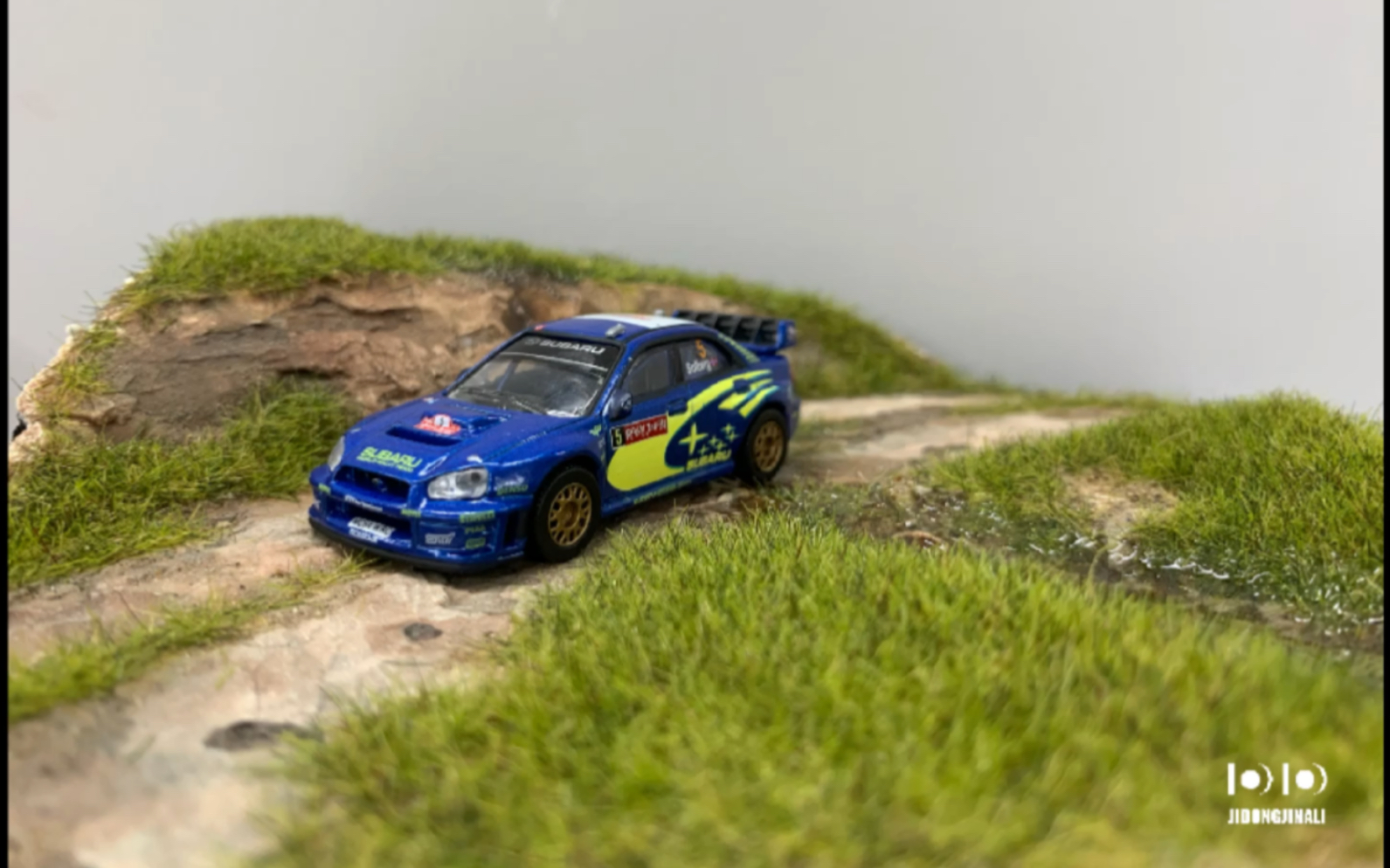 1:64 合金小车场景制作