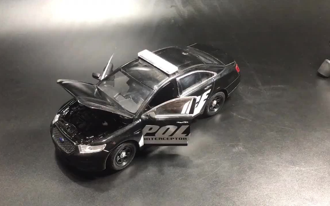 福特金牛警车汽车模型合金仿真车辆汽车模型 模型 小比例车模