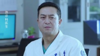 病人抢救无效当场死亡,家属情绪激动推了一下女医生,出事了