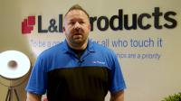 L&L产品公司的制造团队与Macomb Next项目讨论工业4.0问题