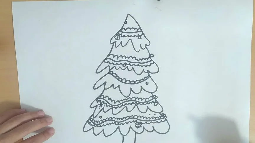 简笔画圣诞树简单步骤画法,绘画作品简单漂亮,画画入门视频教程
