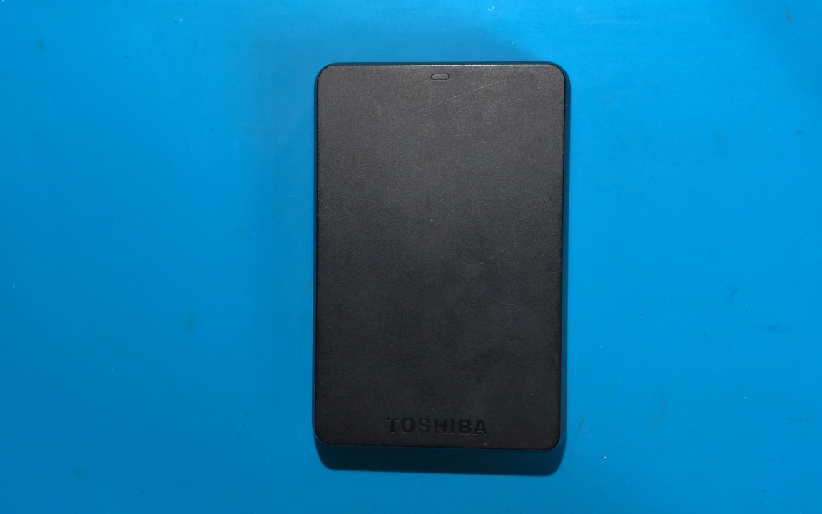 东芝硬盘盒更换micro USB3.0母口