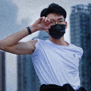 重大小朱博士 