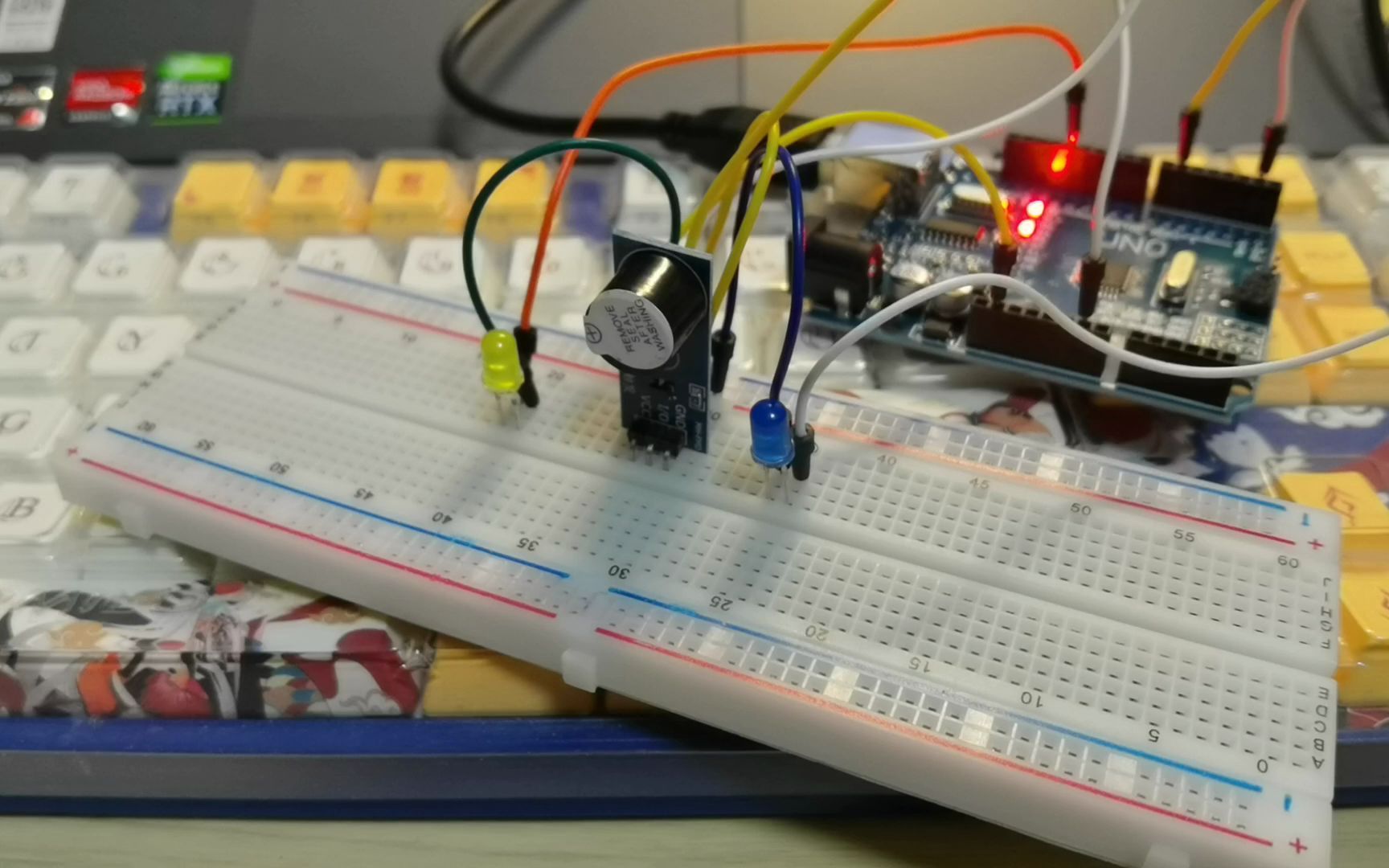 (实践操作+网页仿真)Arduino蜂鸣器实验伴随灯光律动「白鹭归庭」 ...