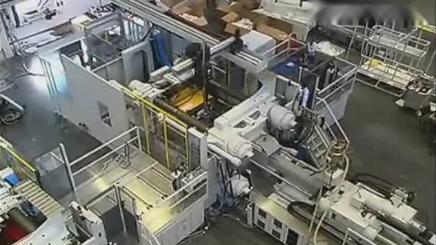 1300T注塑机15T模具换模只需47秒!
