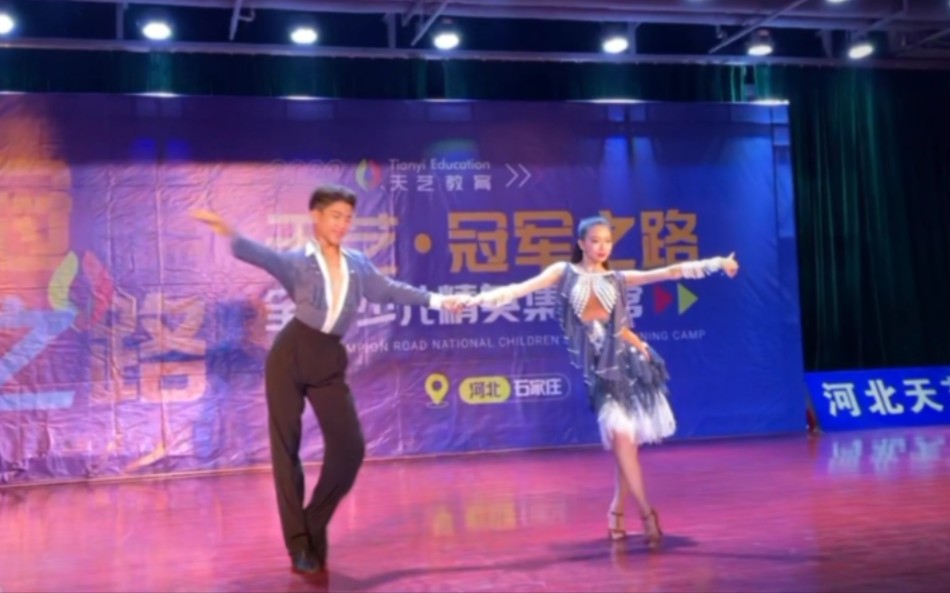 [墨茉组合]王崇墨 李茉晗7.29天艺冠军之路闭幕式采访＋表演