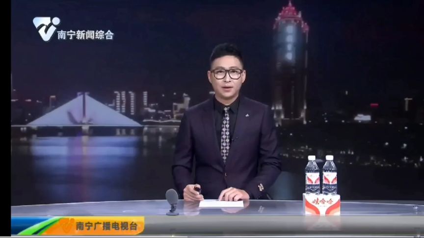 全国首条电动自行车智能无线充电带在南宁中关村落地