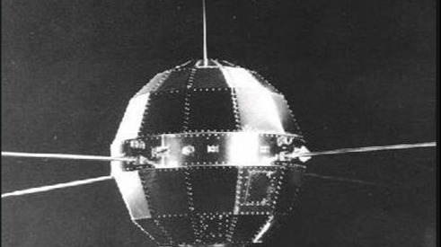 1970年中国刚确定东方红一号卫星.