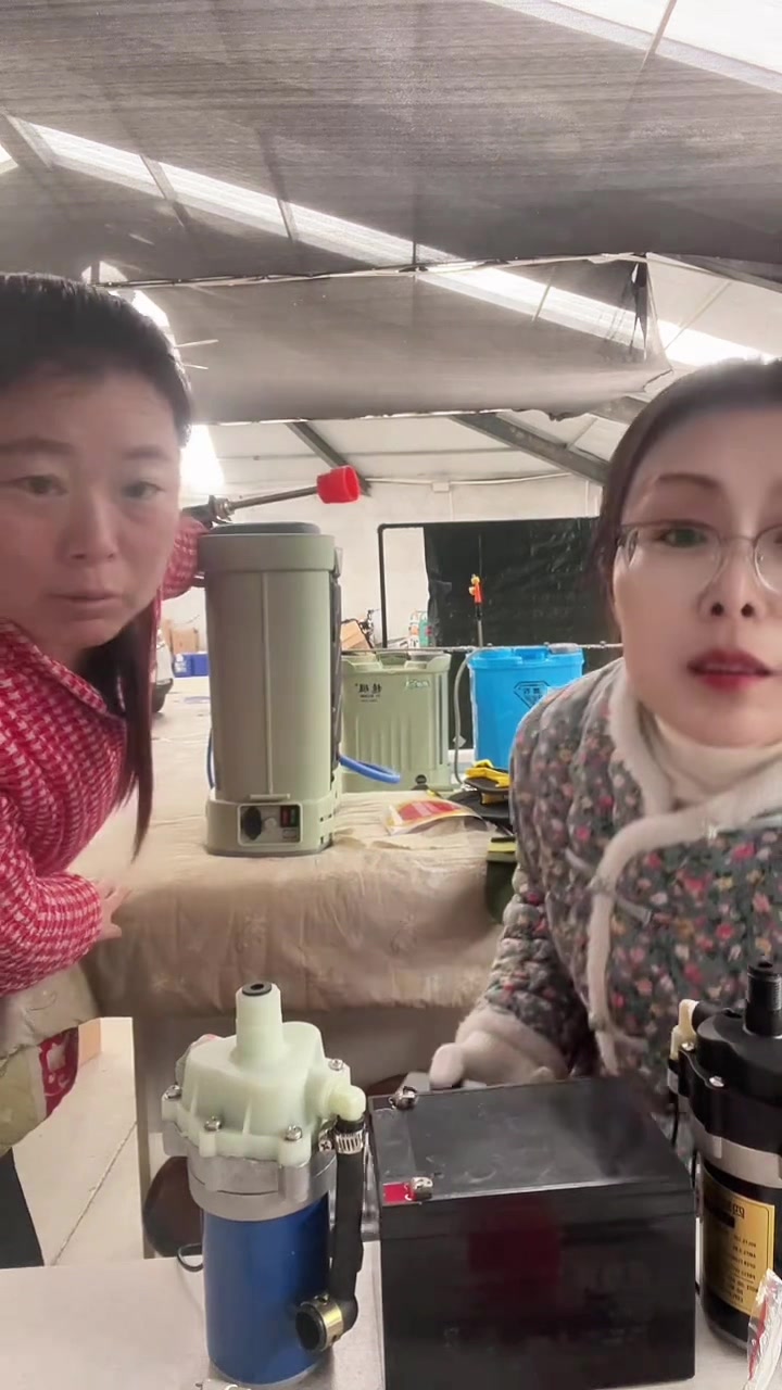 大功率电动喷雾器 带搅药功能#喷雾器 #大功率电动喷雾器