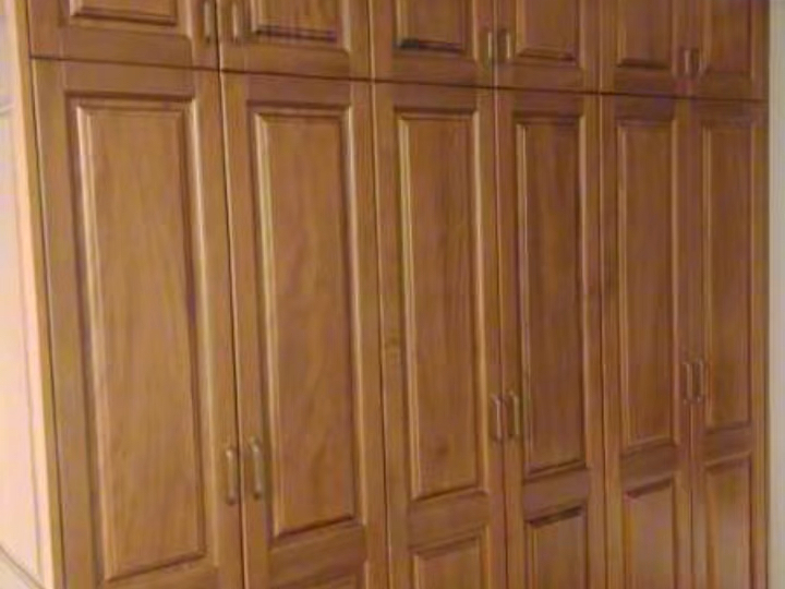 北京海淀区落地效果,实木原木定制。红胡桃原木定制#北京原木定制...