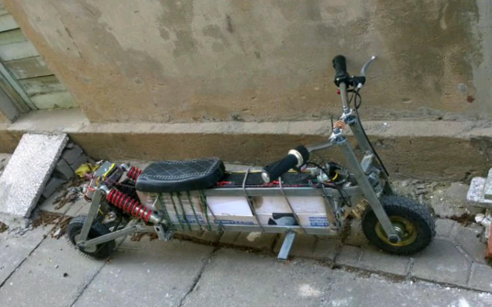 自制超低电动车