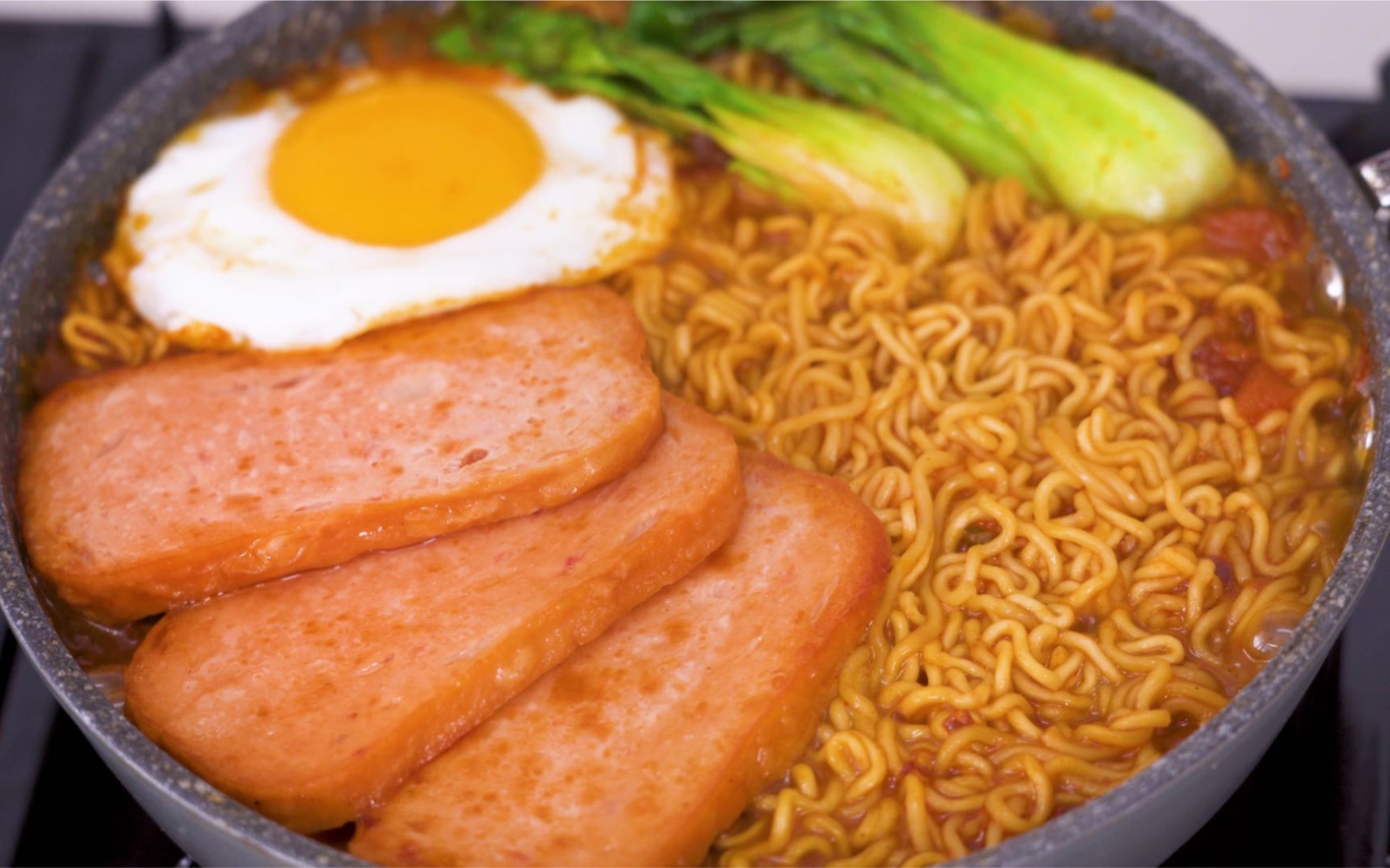 五款神仙泡面吃法！终于集齐了，好吃到哭泣……