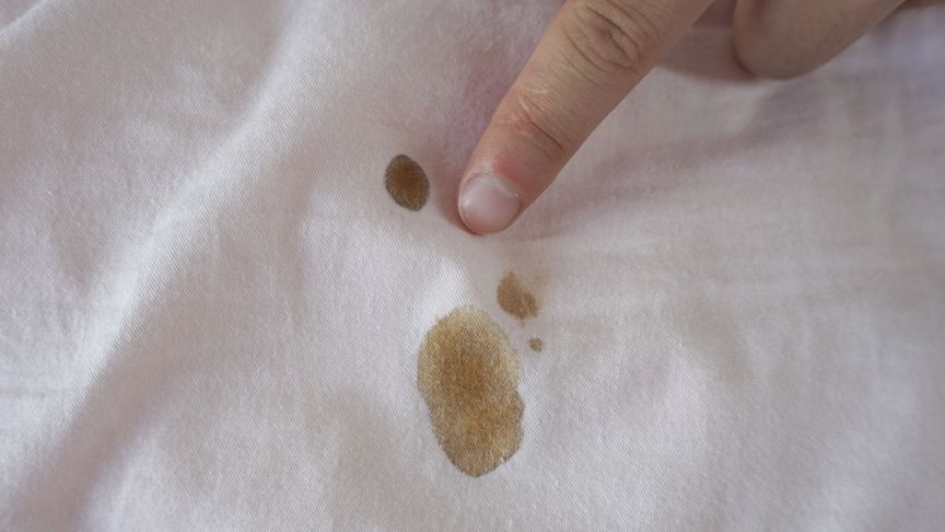 床单上新的或旧的血渍,用它搓一下就除掉了,痕迹一点都看不见