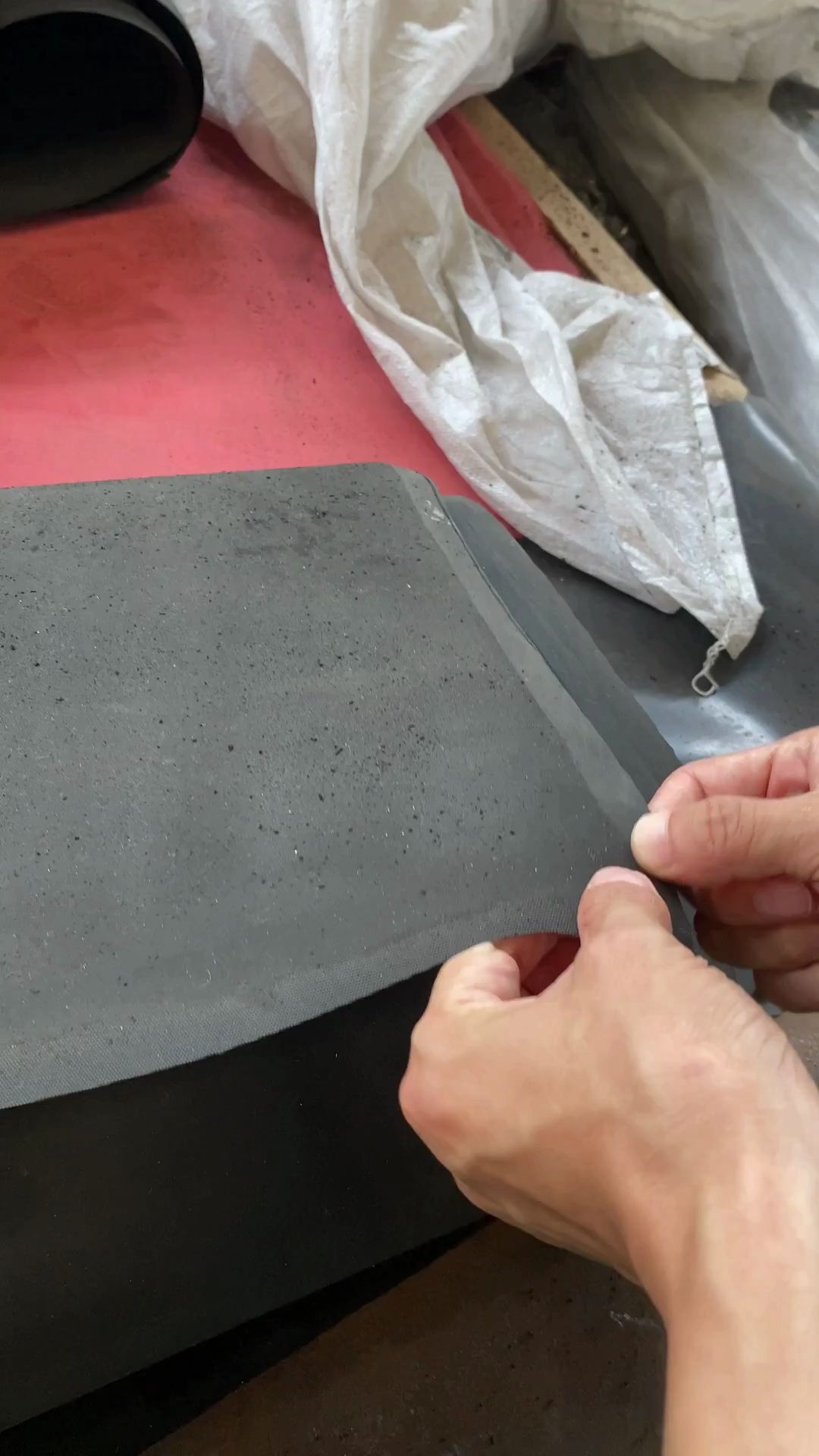 橡胶板衬胶工具 橡胶衬胶防腐厂家 衬胶刀具 碳钢衬胶标准 酸罐衬胶...